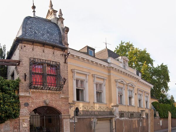 Bauwerke des 17. Bezirks – KiwiThek